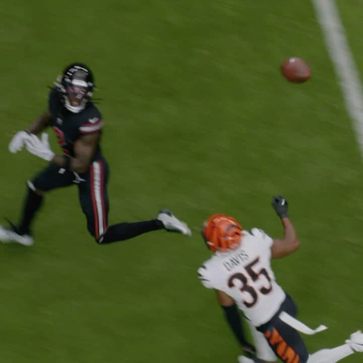 NFLさんのインスタグラム動画 - (NFLInstagram)「apparently, it’s a bird’s eye view ...