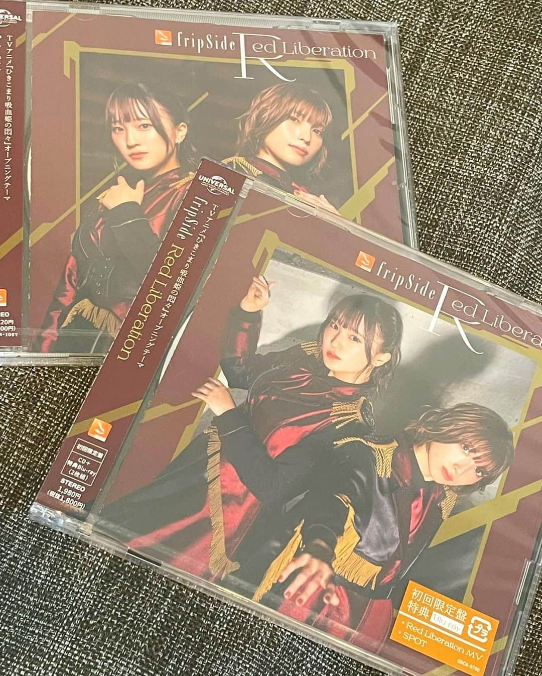 上杉真央さんのインスタグラム写真 - (上杉真央Instagram)「new single「Red Liberation」発売日🥳 MVも ...