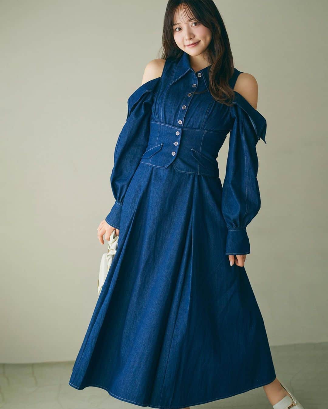 dazzlinさんのインスタグラム写真 - (dazzlinInstagram)「_____Web magazine up date スライドしてチェック🔍