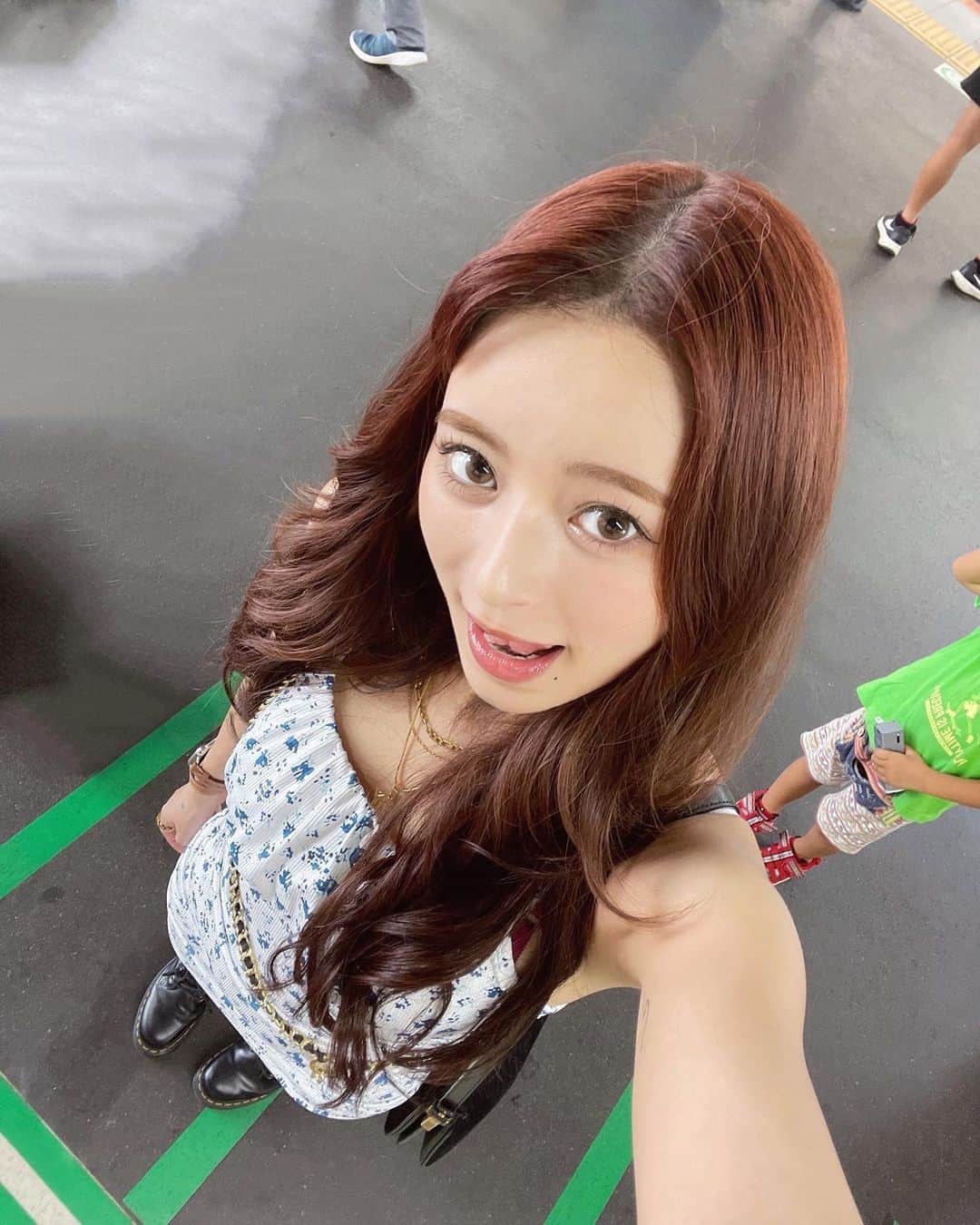 UKAさんのインスタグラム写真 - (UKAInstagram)「#selfie 👀🤳🏻 @lapis_eyelash_nail でﾏﾂｴｸﾒﾝﾃ🦋 初めて @lapis_kokoro さんに ...