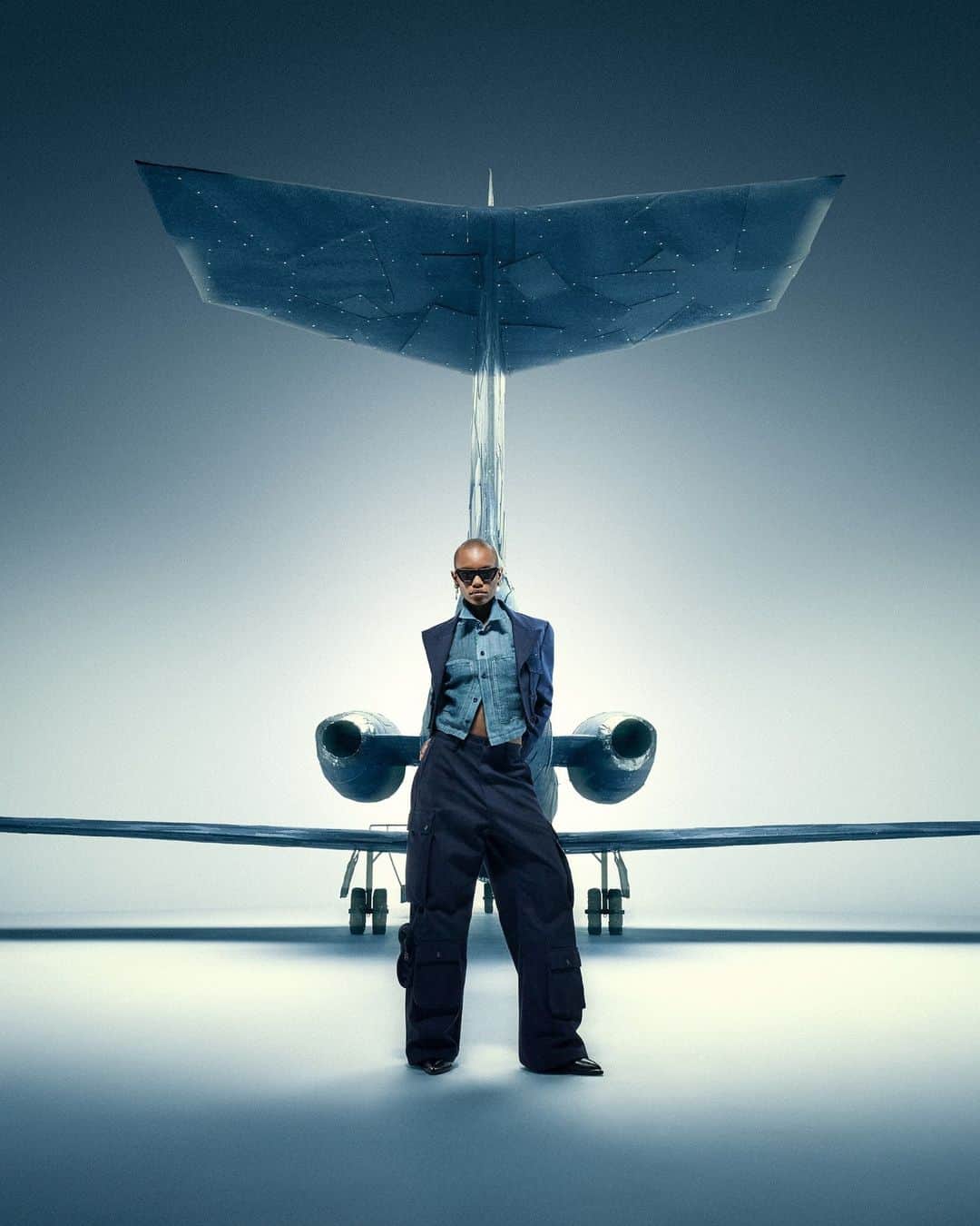 ジースター ロゥさんのインスタグラム写真 - (ジースター ロゥInstagram)「First class seats. For your ...