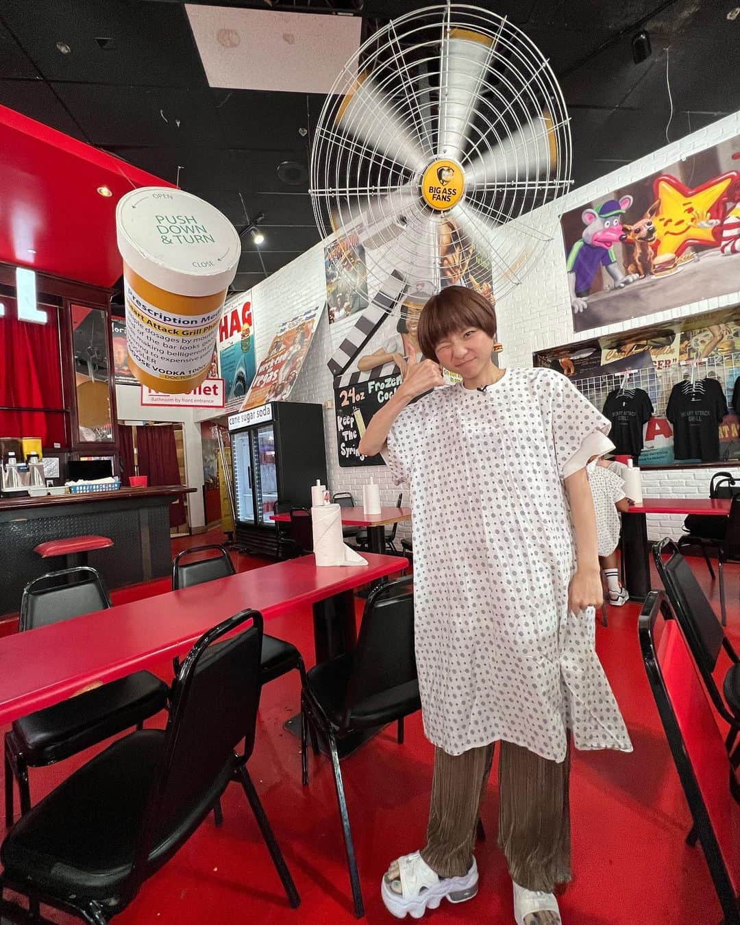 かこさんのインスタグラム写真 - (かこInstagram)「HEART ATTACK GRILL💉🇺🇸 OCTUPLE BYPASS ...