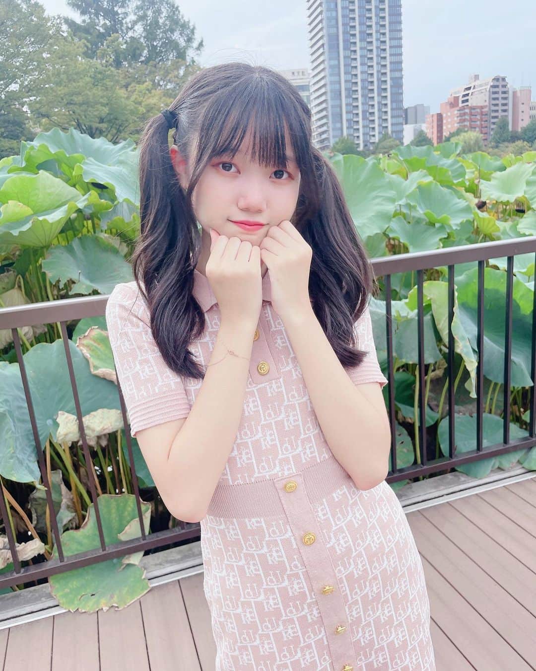 流石夏恋さんのインスタグラム写真 - (流石夏恋Instagram)「🪽 #金曜日 🌈 平日おつかれん‪(꜆*ˊᵕˋ)꜆🍵🧡 この写真📸撮っ ...