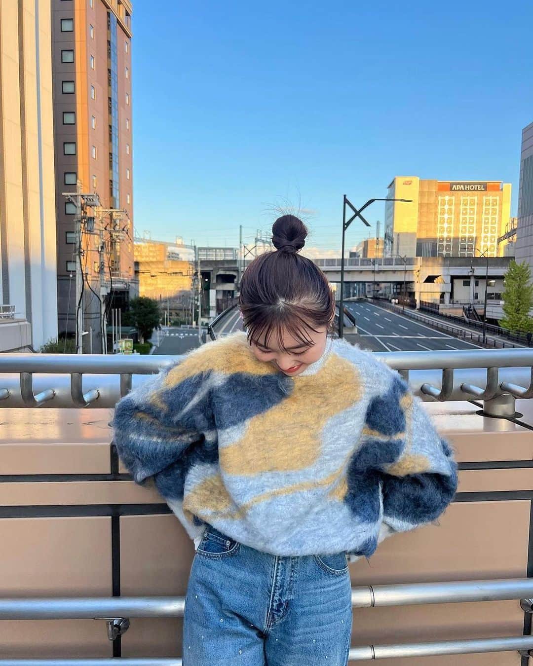 Ungrid staff snapさんのインスタグラム写真 - (Ungrid staff snapInstagram)「秋は一枚で、冬は ...