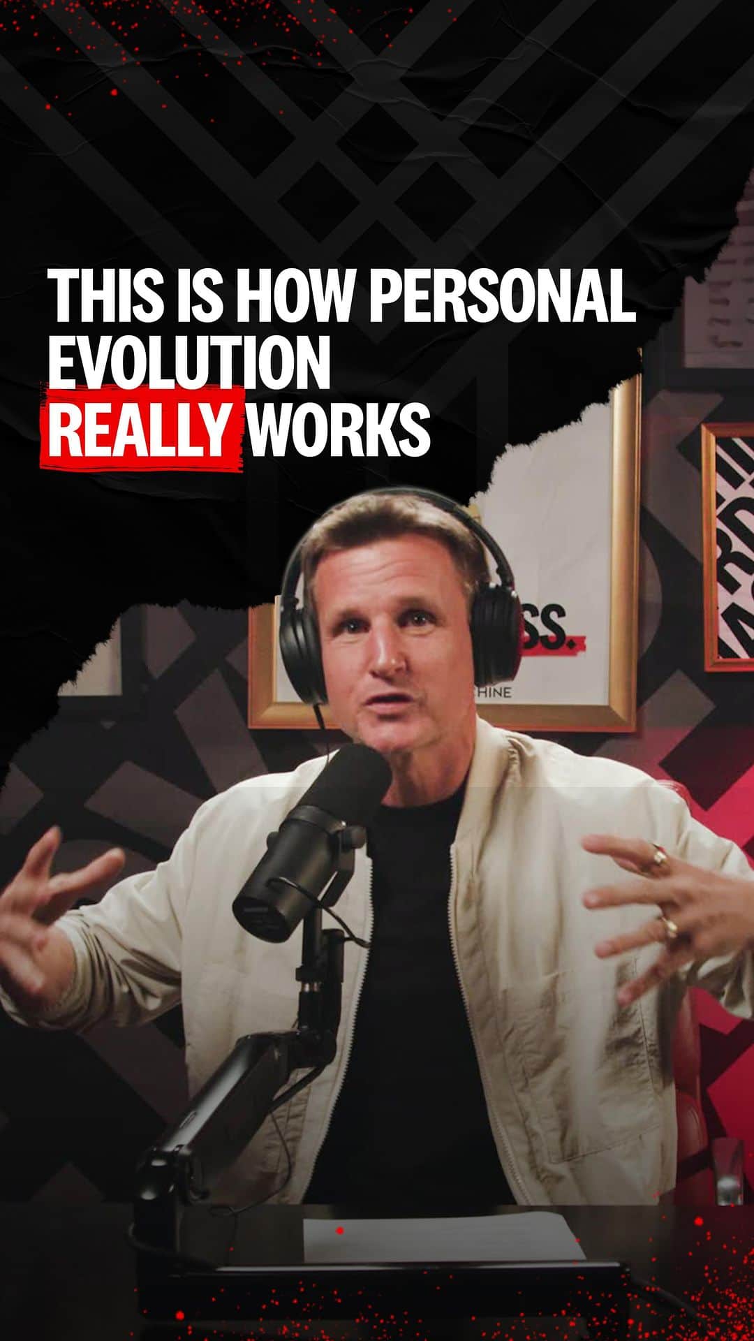 ロブ・ディアデックさんのインスタグラム動画 - (ロブ・ディアデックInstagram)「Becoming the best version of you doesn’t happen ...