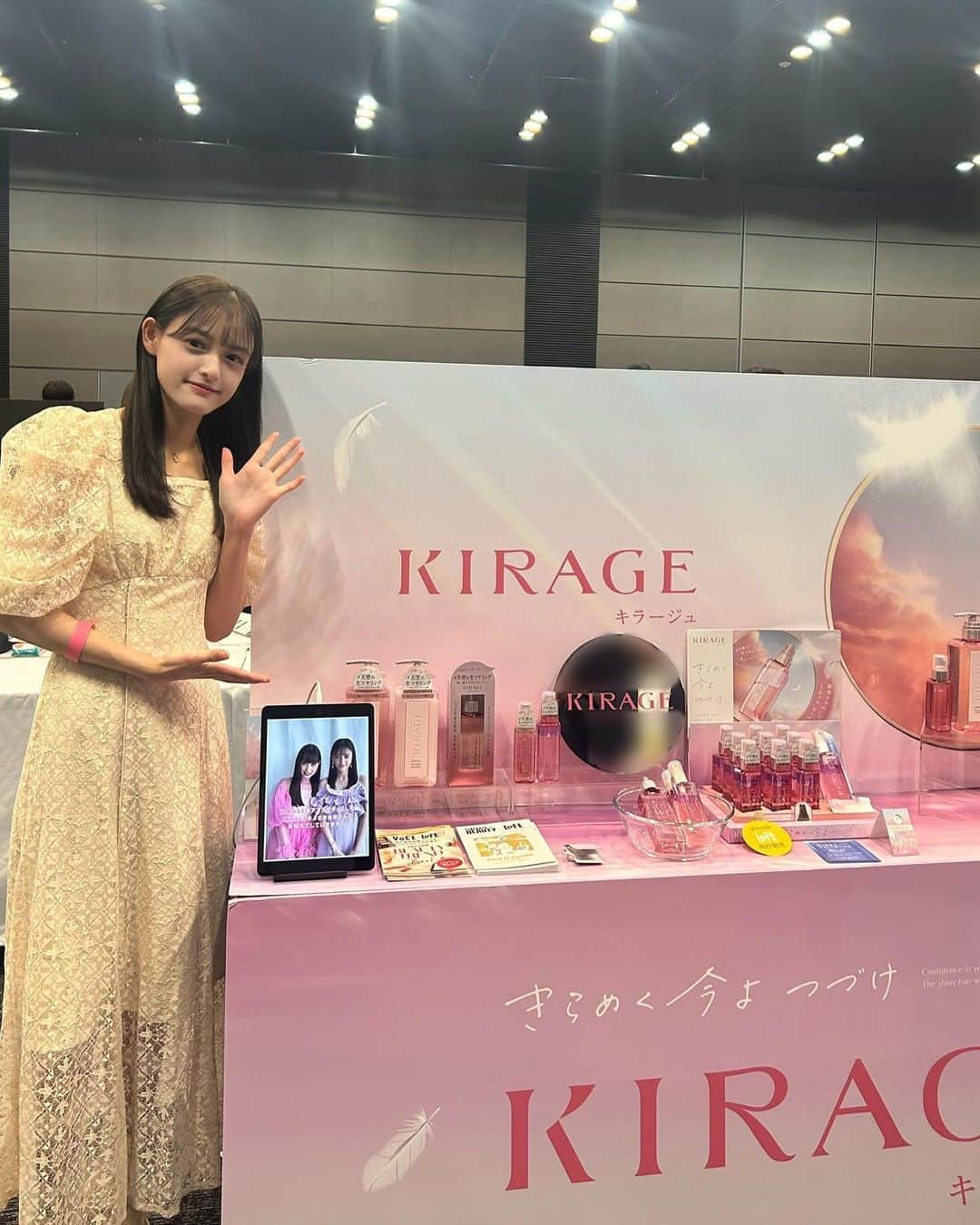大峰ユリホさんのインスタグラム写真 - (大峰ユリホInstagram)「KIRAGEのアンバサダーとして、ロフトコスメフェスティバル2023AW 2ndにお邪魔してきました💕💕 今日の ...