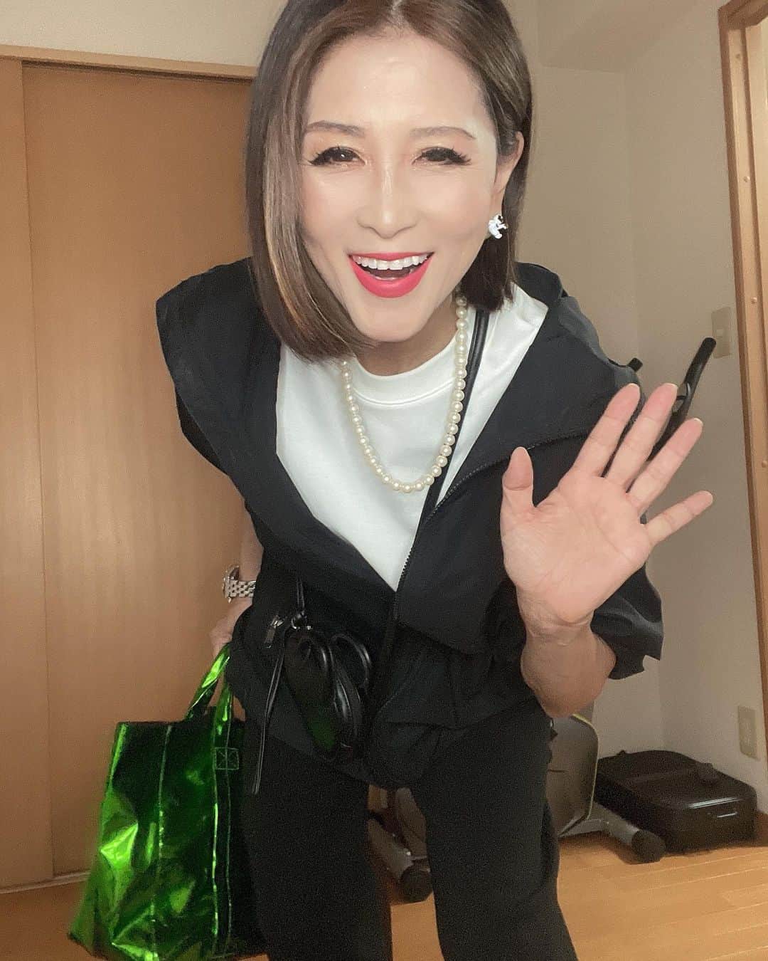 Naoko（なおこ）さんのインスタグラム写真 - (Naoko（なおこ）Instagram)「🫥 🫥 🫥 明日もがんばりましょう #筋トレ女子 ...