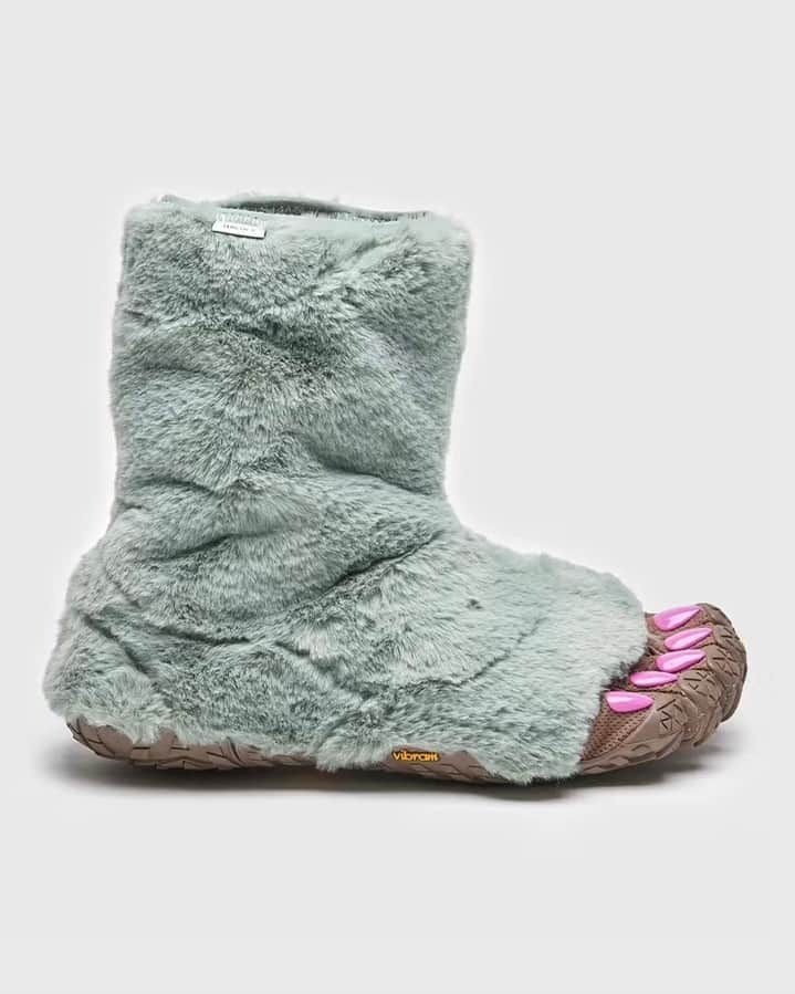 HYPEBEASTさんのインスタグラム写真 - (HYPEBEASTInstagram)「Complete your spooky ...