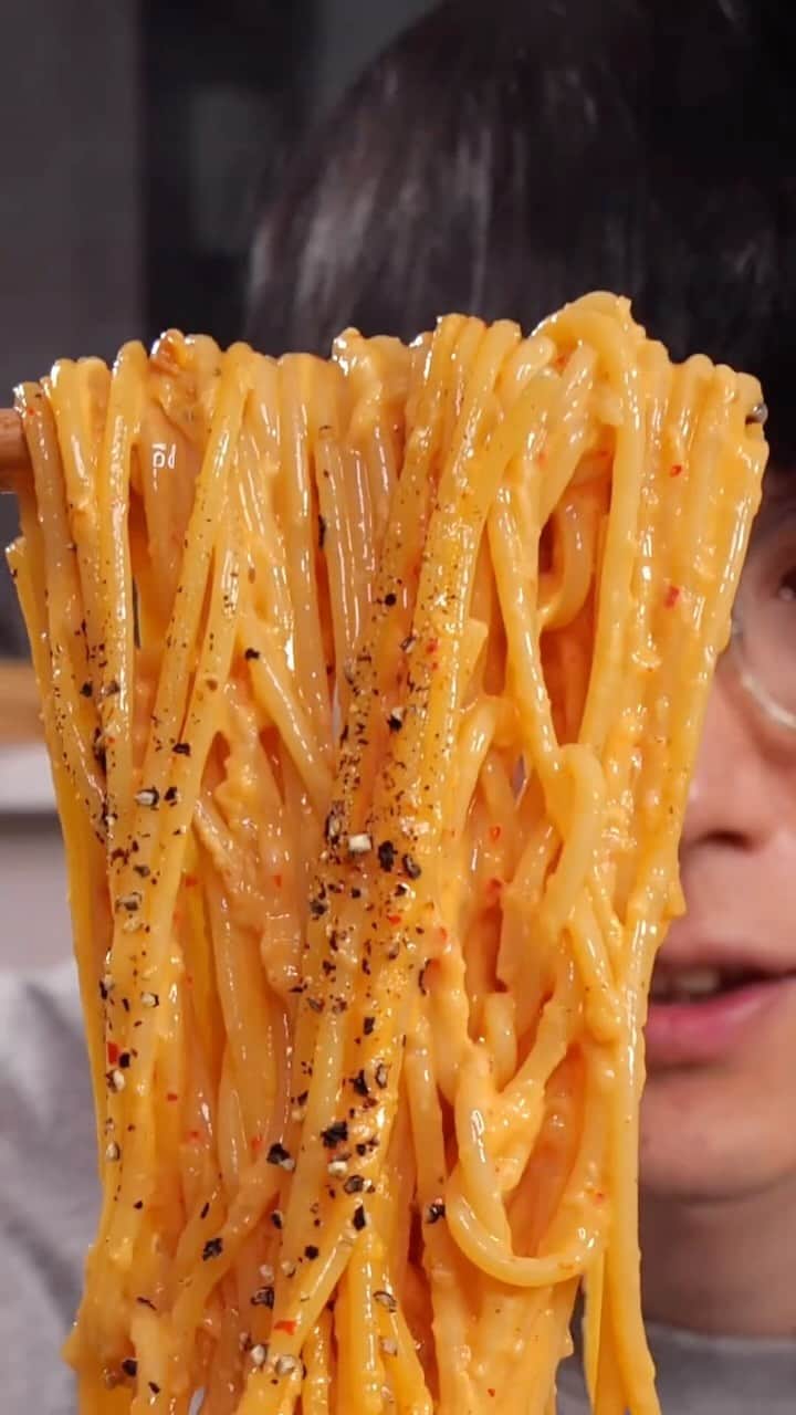 ケンティー健人さんのインスタグラム動画 - (ケンティー健人Instagram)「The story of leftover juice 🍝 ...