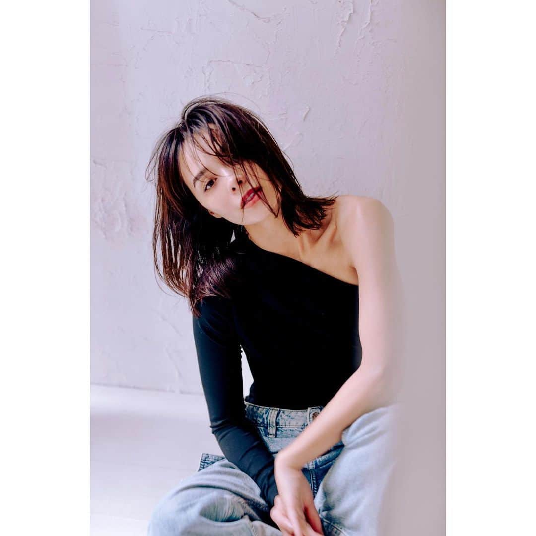 株式会社ニュートラルマネジメントさんのインスタグラム写真 - (株式会社ニュートラルマネジメントInstagram)「松川エミリア 撮影：SHOGO NISHINO . https ...