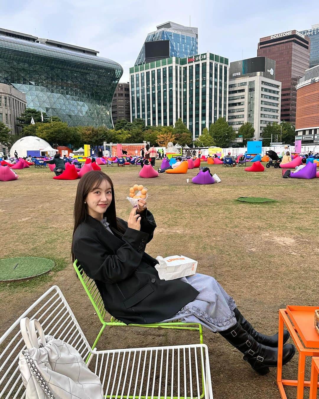 COCO さんのインスタグラム写真 - (COCO Instagram)「빵슈니의 하루🥐🥖🧇」10月16日 17時37分 - rilaccoco