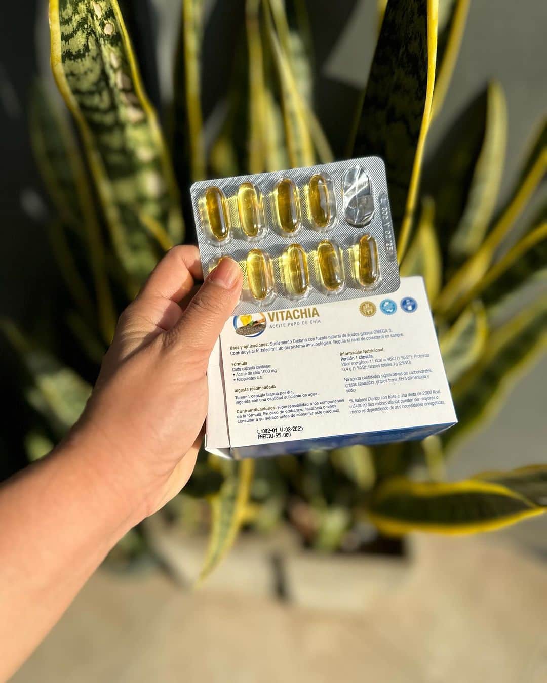 ラリッサ・リケルメさんのインスタグラム写真 - (ラリッサ・リケルメInstagram)「🌸 Buen día 🌸 Feliz martes ...