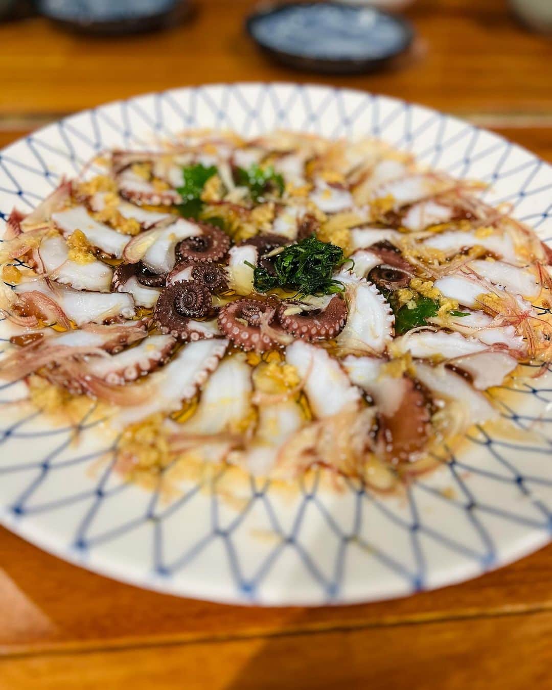 大矢真夕さんのインスタグラム写真 - (大矢真夕Instagram)「ホームパーティにお呼ばれしました😊 テラスから直接海に入れるので また夏 ...