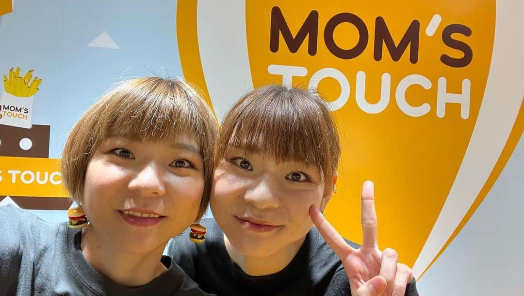 かこさんのインスタグラム写真 - (かこInstagram)「韓国から日本に初上陸した『MOM’STOUCH』さん🍔 ️ 10/20(金)〜11/9(木)まで渋谷で期間限定のPOPUPストアが ...