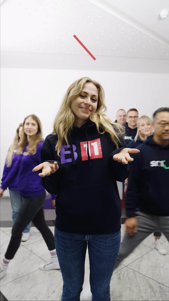 ソフィア・フロルシュさんのインスタグラム動画 - (ソフィア・フロルシュInstagram)「THIS OR THAT?! 🙃 Wir ...