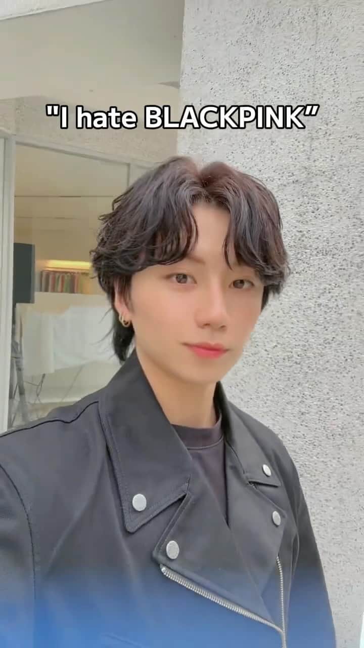 岡田蓮さんのインスタグラム動画 - (岡田蓮Instagram)「💖أنا أحب بلاك بينك मुझे ब्लैकपिंक पसंद ...