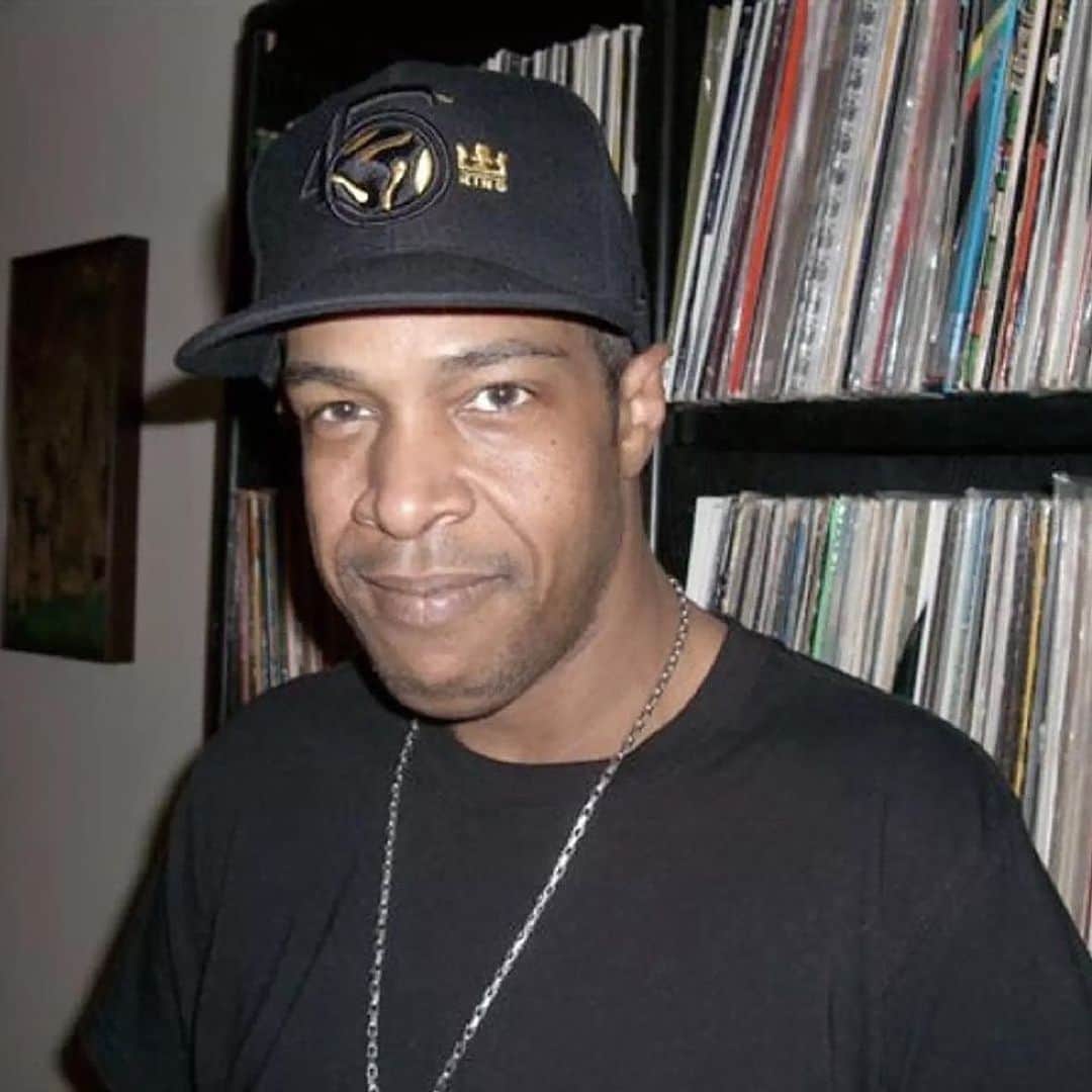 エブロ・ダーデンさんのインスタグラム写真 - (エブロ・ダーデンInstagram)「Thank You 45 King • Rest In ...