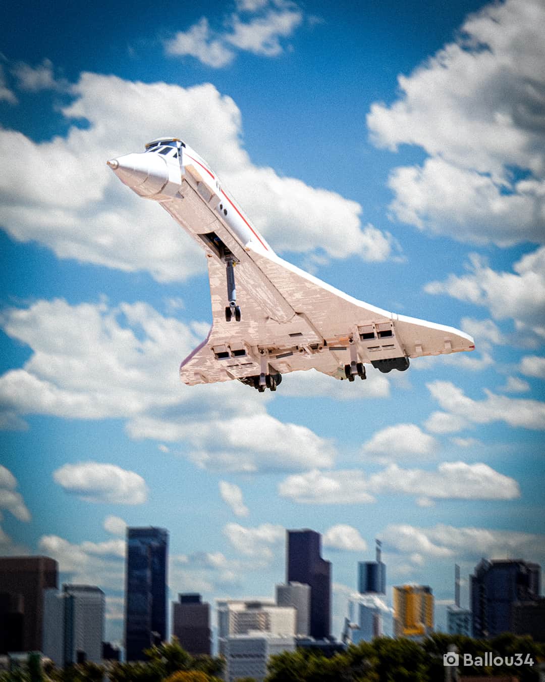 LEGOさんのインスタグラム写真 - (LEGOInstagram)「An engineering masterpiece that made ...