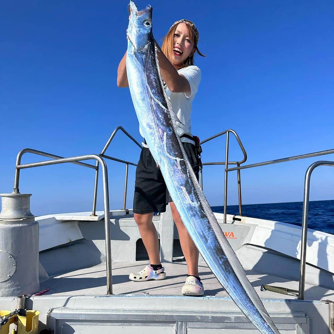 蒼井さやさんのインスタグラム写真 - (蒼井さやInstagram)「楽しすぎた沖縄オオタチ2日目！！ 一日を通してアタリは多く、イカやアラメギンメという珍しい魚も顔を出してくれたけど ...