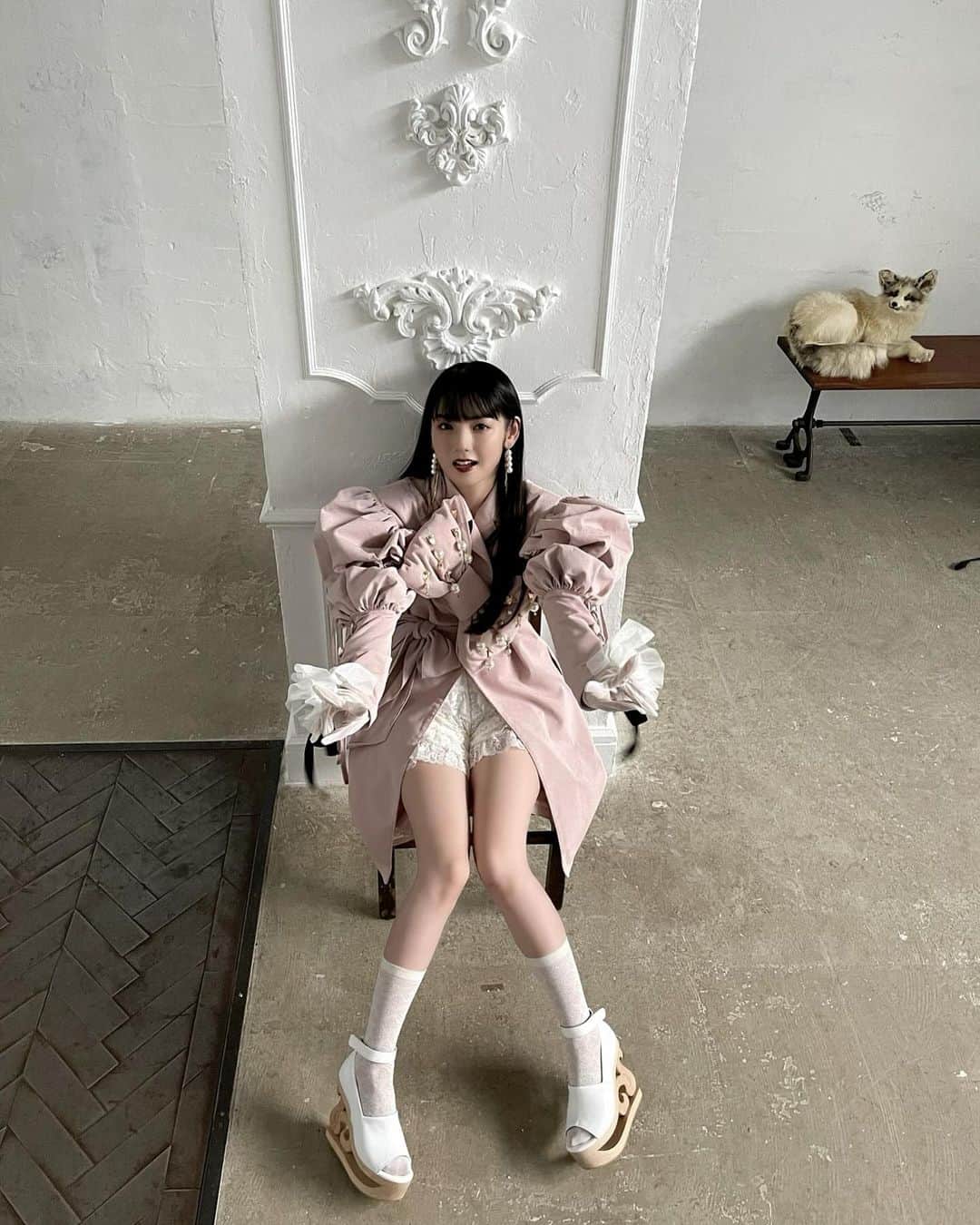 道重さゆみさんのインスタグラム写真 - (道重さゆみInstagram)「本日発売の 『JUNON12月号』に掲載して頂いています！！ 撮影もインタビューもすごく楽しかったです！！ 衣装とヘア ...