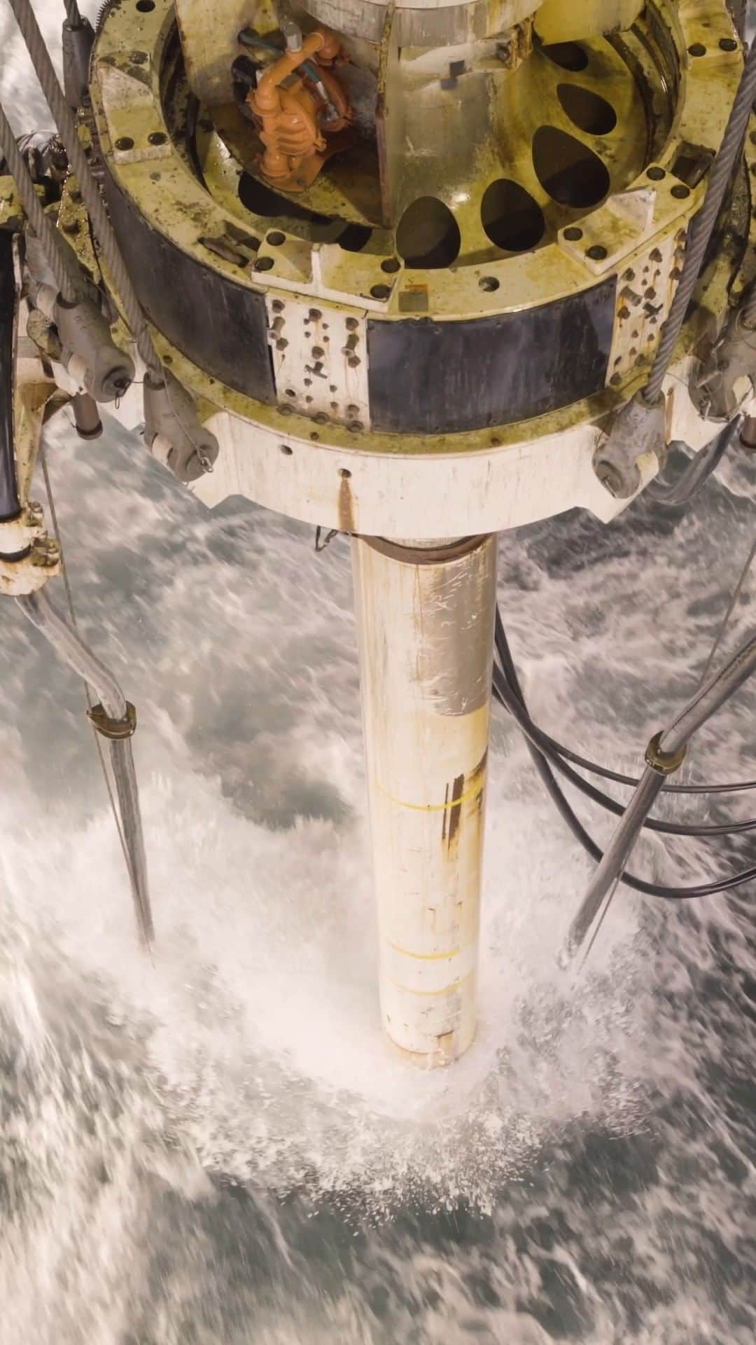 ナショナルジオグラフィックさんのインスタグラム動画 - (ナショナルジオグラフィックInstagram)「Video by Davide ...