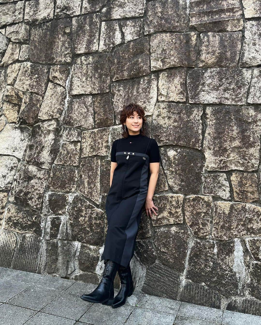 IMALUさんのインスタグラム写真 - (IMALUInstagram)「島はまだ暑いけど、東京はすっかりブーツの季節🍂👢🍡 👗 @takayuki_sekiya 💄 @chihirops ...