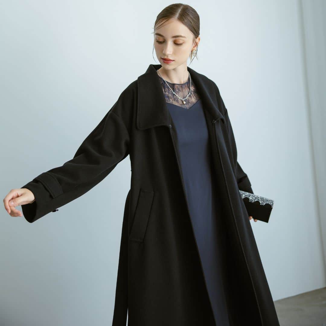 Dorry Dollさんのインスタグラム写真 - (Dorry DollInstagram)「【 outercollection 】 この秋冬にお呼ばれの予定がある女性へ🤍 お呼ばれドレスと ...