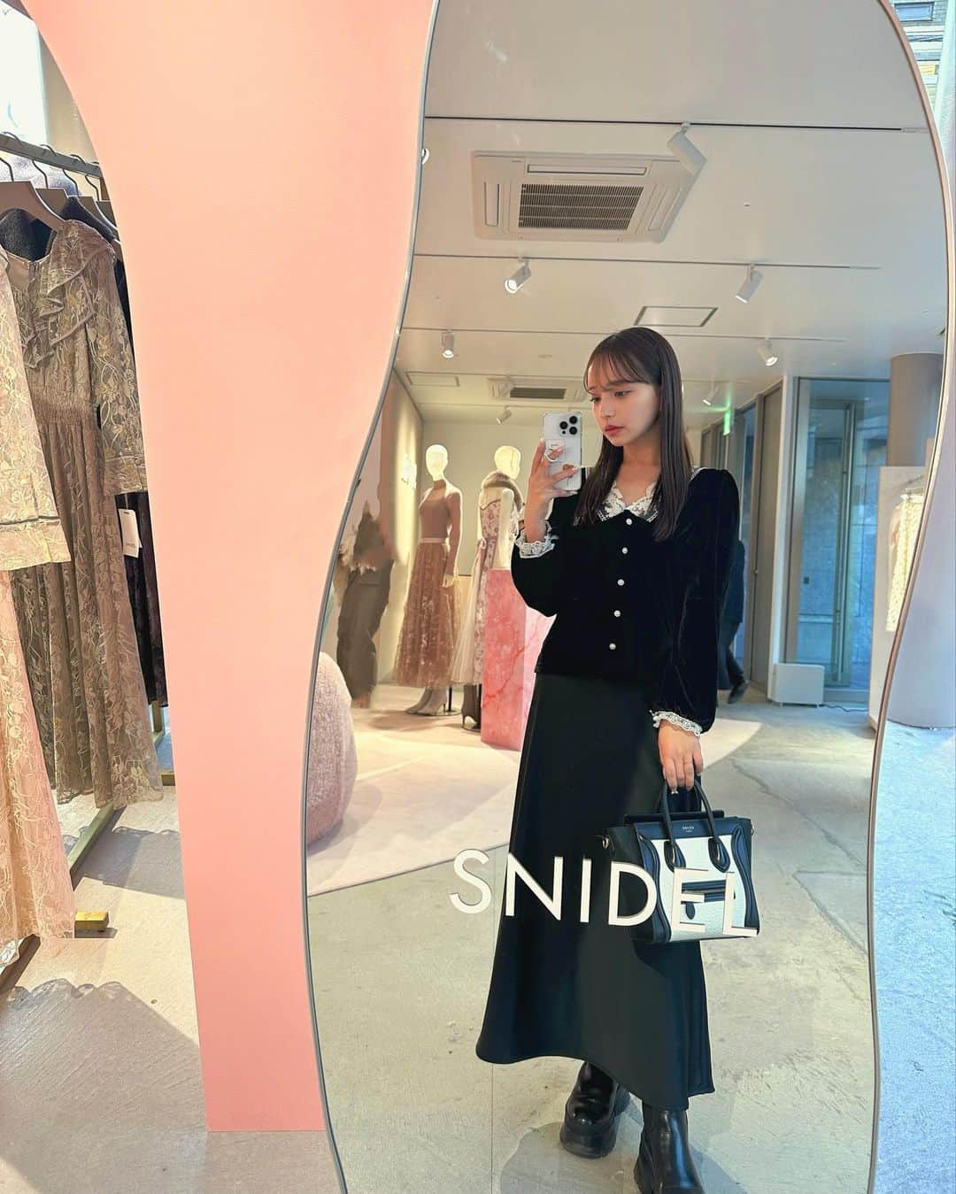 平尾優美花（ゆみちぃ）さんのインスタグラム写真 - (平尾優美花（ゆみちぃ）Instagram)「SNIDELのpopupへ💞 @snidel_official @snidelbeauty ...