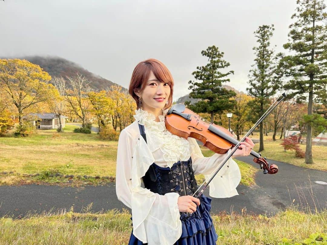 AYASAさんのインスタグラム写真 - (AYASAInstagram)「⛰ ヴァイオリニストAyasaが奏でるソロコンサート in 奥大山鏡ヶ成🎻 (2023.10.29) お久しぶりの鳥取 ...