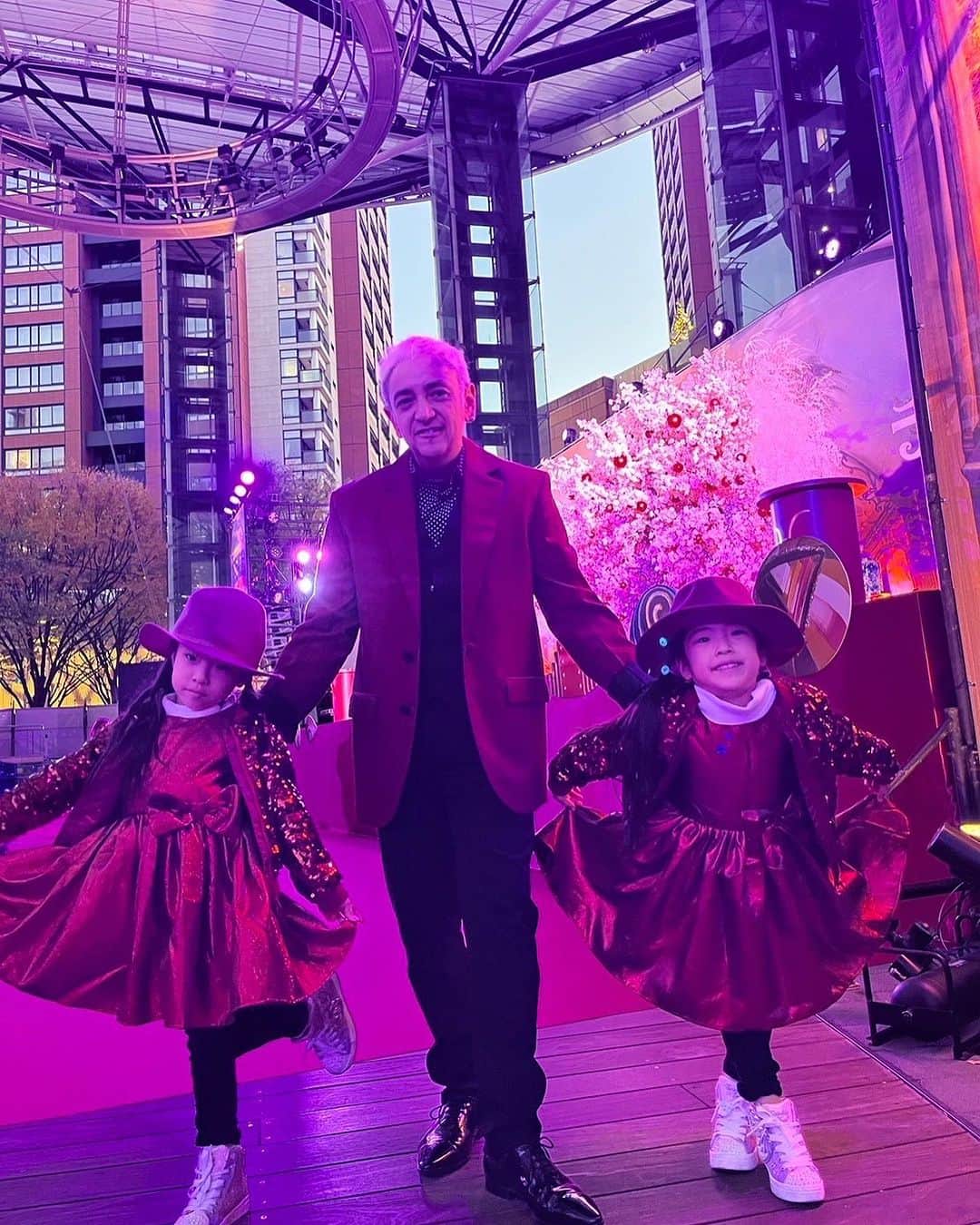 DJ TAROさんのインスタグラム写真 - (DJ TAROInstagram)「昨日は六本木ヒルズで『ウォンカとチョコレート工場のはじまり ...