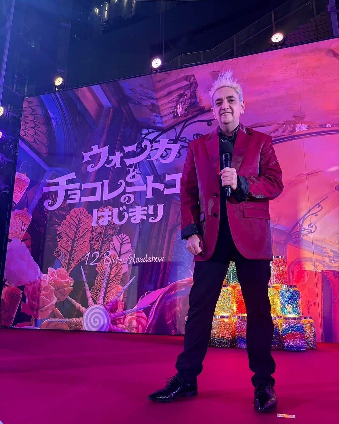 DJ TAROさんのインスタグラム写真 - (DJ TAROInstagram)「昨日は六本木ヒルズで『ウォンカとチョコレート工場のはじまり ...