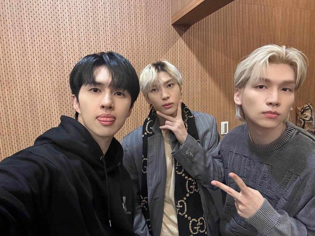 VIXXさんのインスタグラム写真 - (VIXXInstagram)「- [20231121] SBS 파워FM #두시탈출컬투쇼 별빛들과 ...