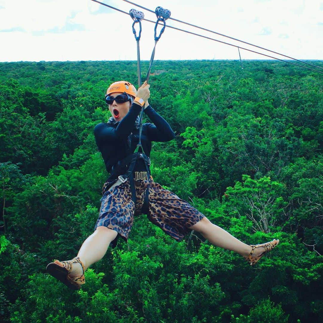 B. Akerlundさんのインスタグラム写真 - (B. AkerlundInstagram)「Thrill Seekers ...