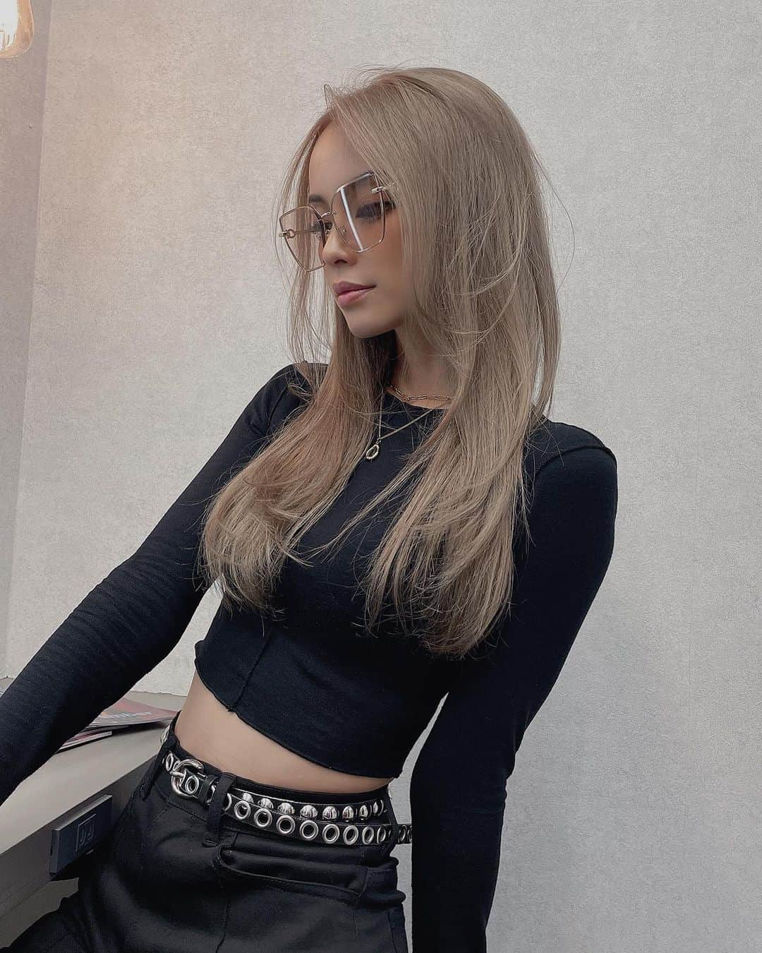 SHO-NOさんのインスタグラム写真 - (SHO-NOInstagram)「New hair color 👩🏼🤍 thx @logshogo ...