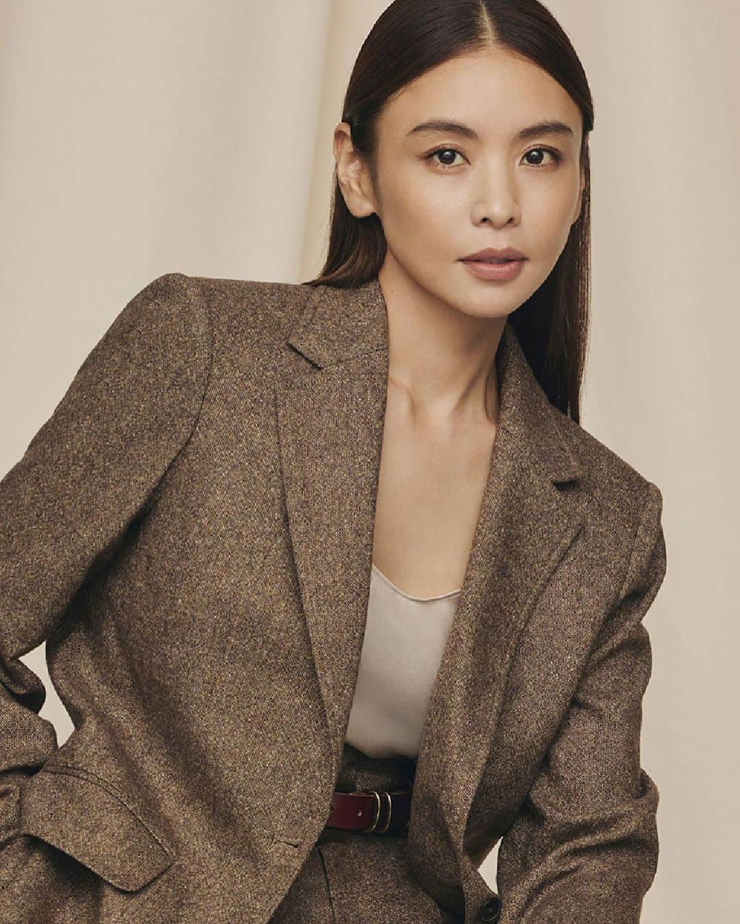 滝沢眞規子さんのインスタグラム写真 - (滝沢眞規子Instagram)「MAKIKO TAKIZAWA x BANANA REPUBLIC ...