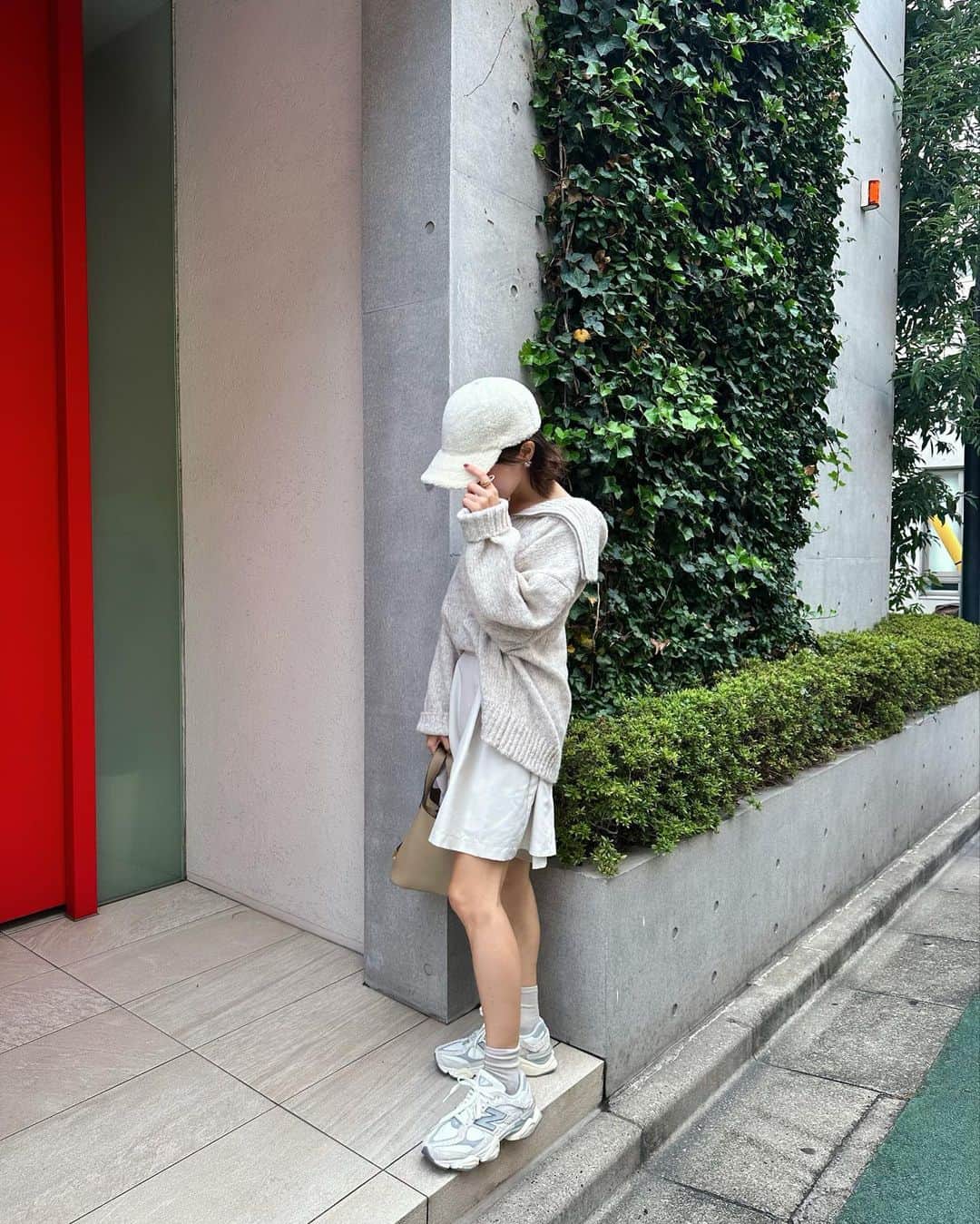 水野佐彩さんのインスタグラム写真 - (水野佐彩Instagram)「・ 先日ライブで着ていて 褒められたニットは @classicalelf_official のでした🤍 肌触りもふわふわで ...