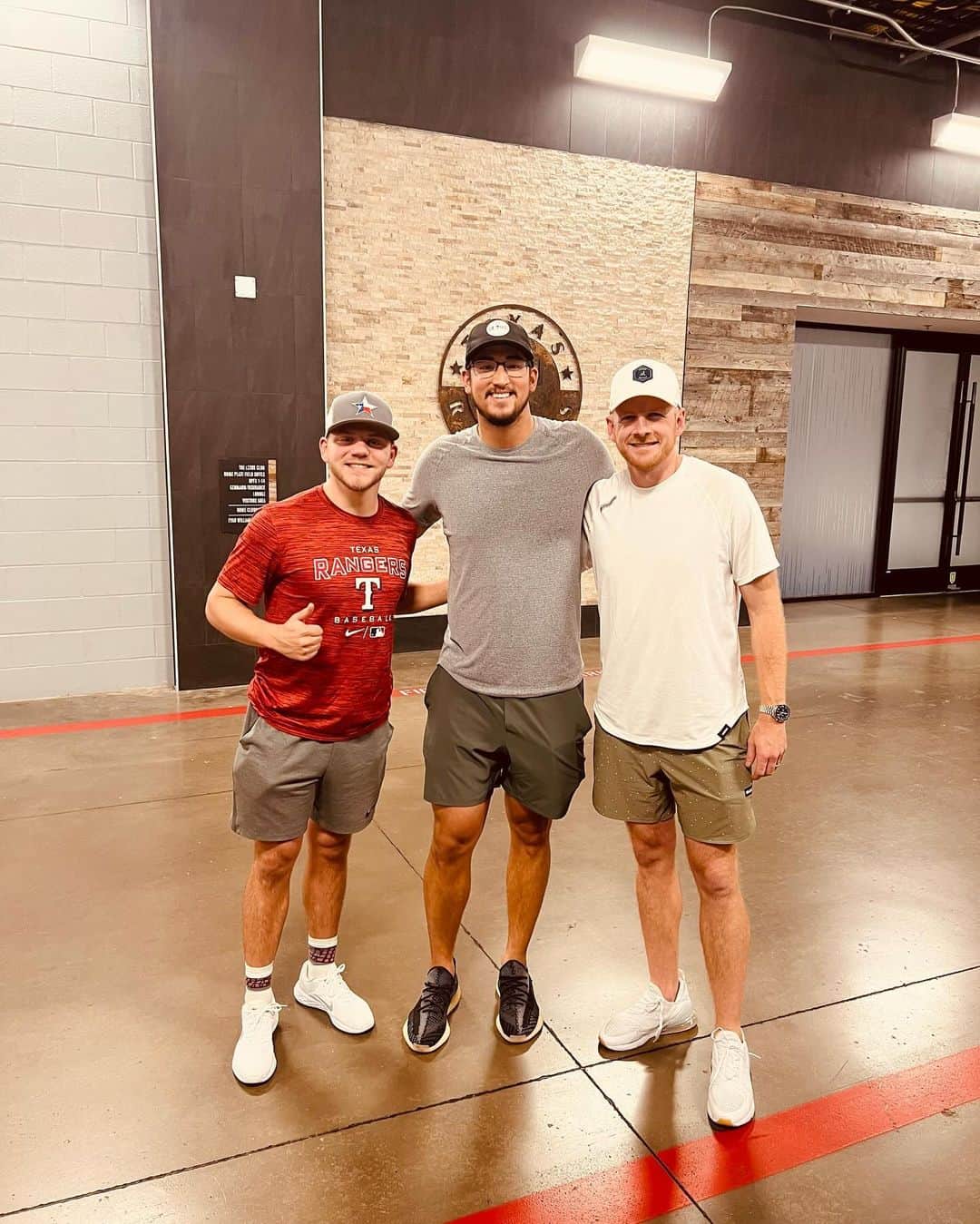 Dude Perfectさんのインスタグラム写真 - (Dude PerfectInstagram)「One Swing Can Change ...