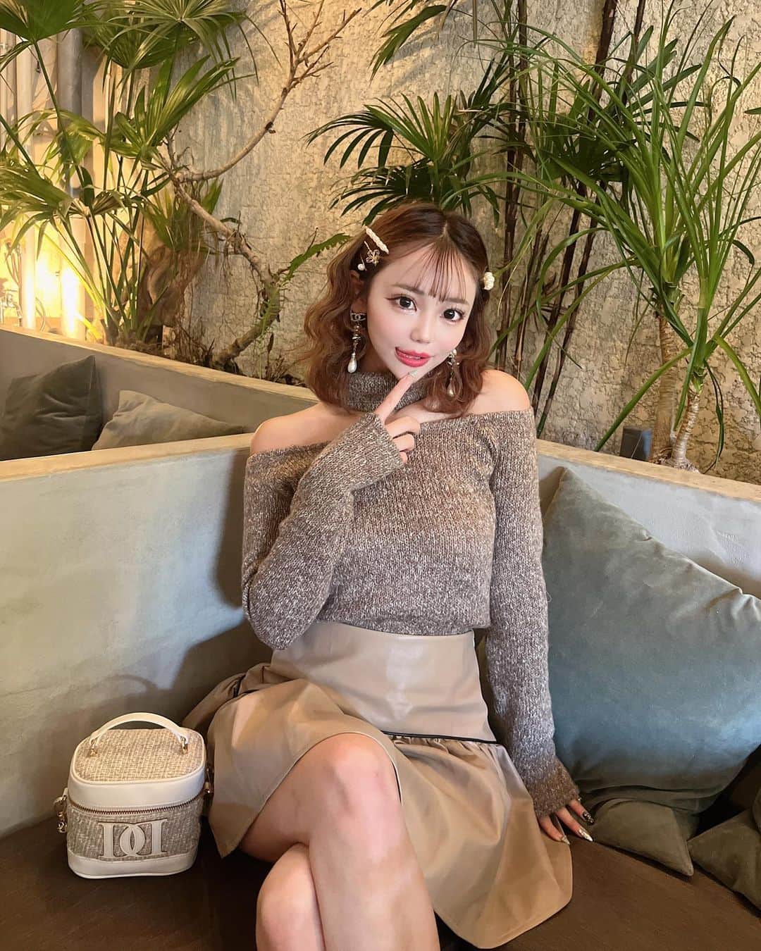 くまみゆさんのインスタグラム写真 - (くまみゆInstagram)「ベージュコーデ秋だねえ🍂💚 . . #darich」11月6日 22時25分 - kumamiyu.24