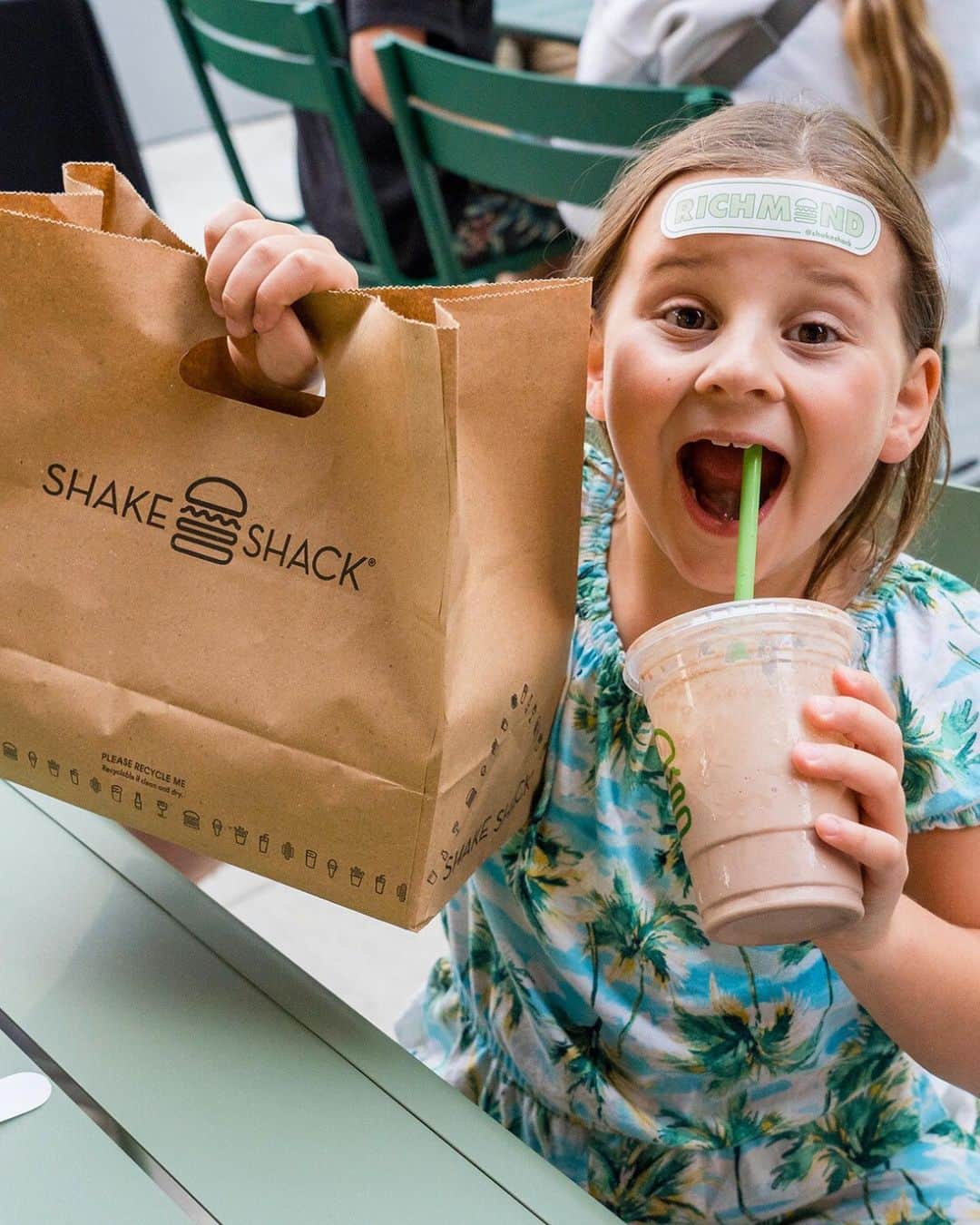 SHAKE SHACKさんのインスタグラム写真 - (SHAKE SHACKInstagram)「Happy Thanksgiving ...