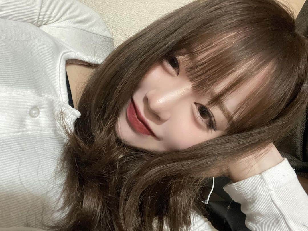 蘂さんのインスタグラム写真 - (蘂Instagram)「二日酔いの次の日( ᵒ̴̶̷̤ ᵒ̴̶̷̤ )」11月10日 14時40分 - zui____chan