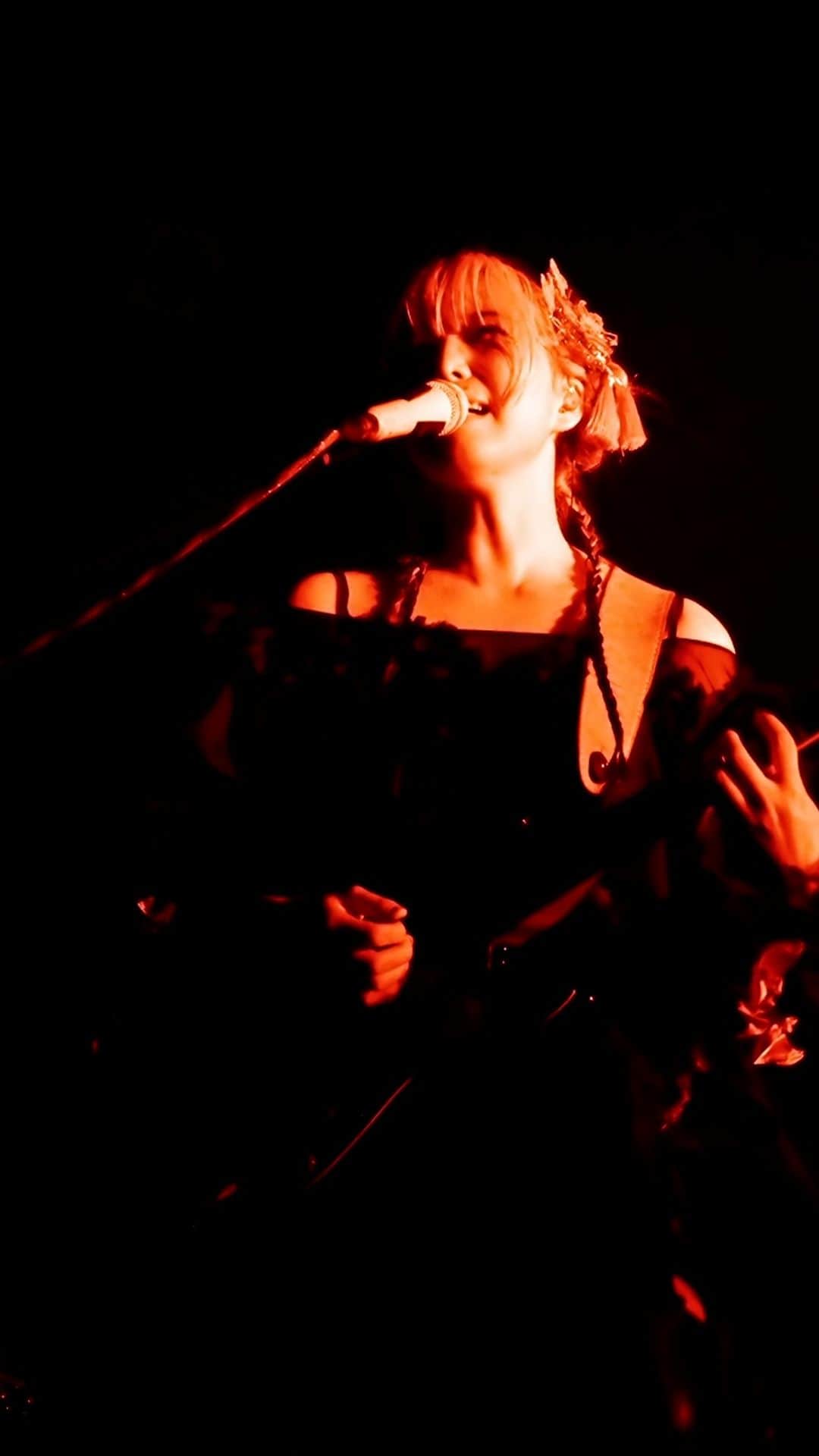 Cö shu Nieさんのインスタグラム動画 - (Cö shu NieInstagram)「. 〝Burn The Fire ...