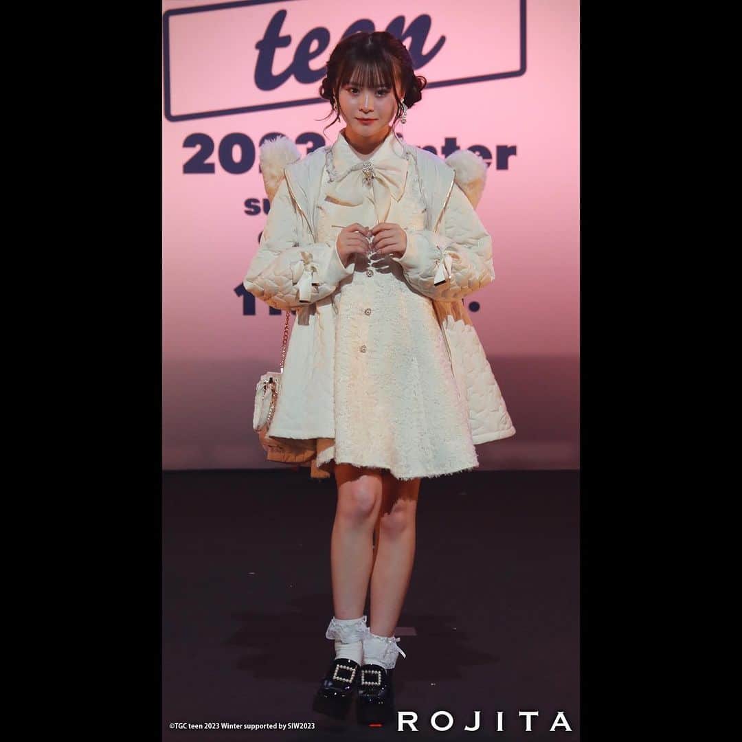 東京ガールズコレクションさんのインスタグラム写真 - (東京ガールズコレクションInstagram)「【TGC teen Winter 2023】ROJITAの全ルック公開!!! TGC公式 ...