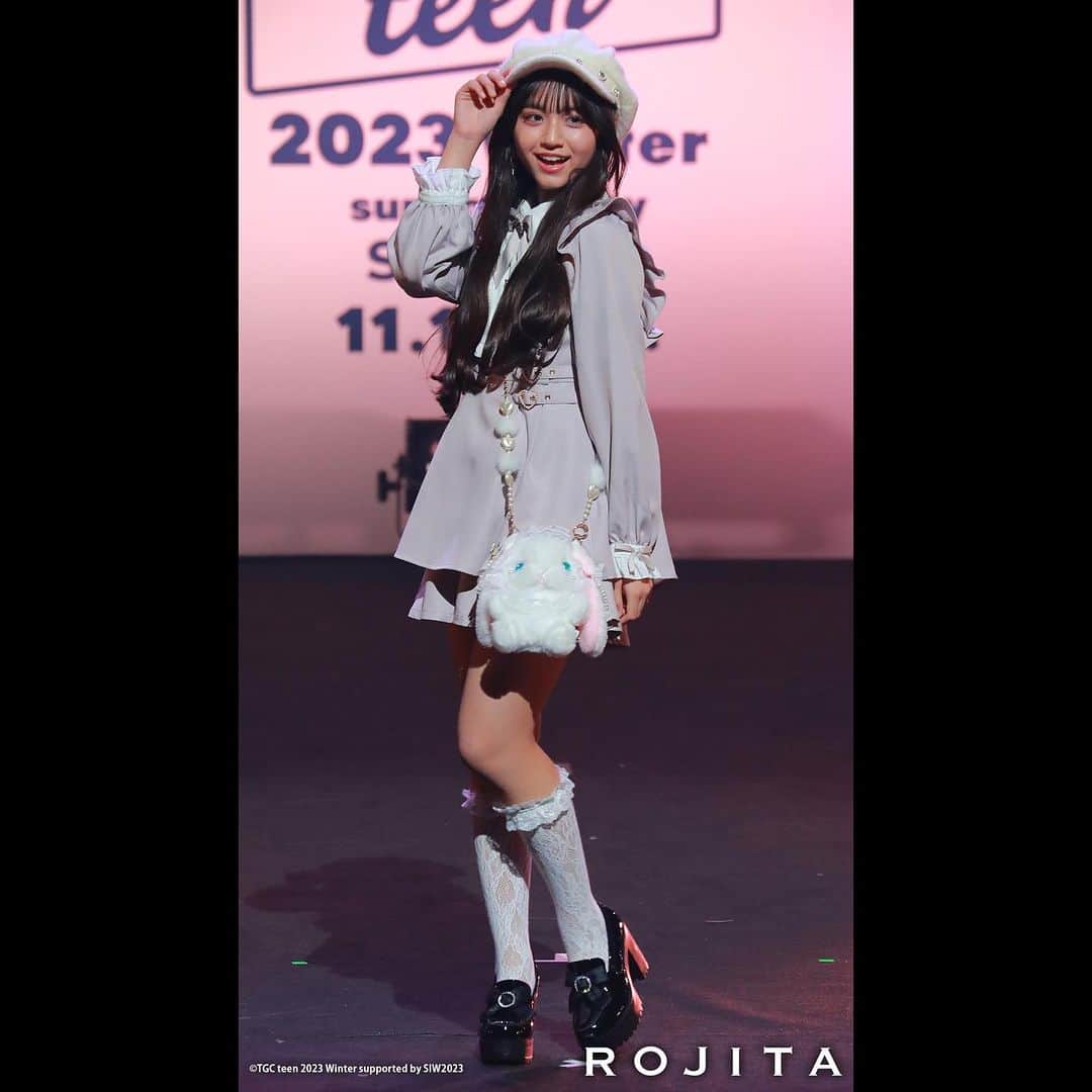 東京ガールズコレクションさんのインスタグラム写真 - (東京ガールズコレクションInstagram)「【TGC teen Winter 2023】ROJITAの全ルック公開!!! TGC公式 ...