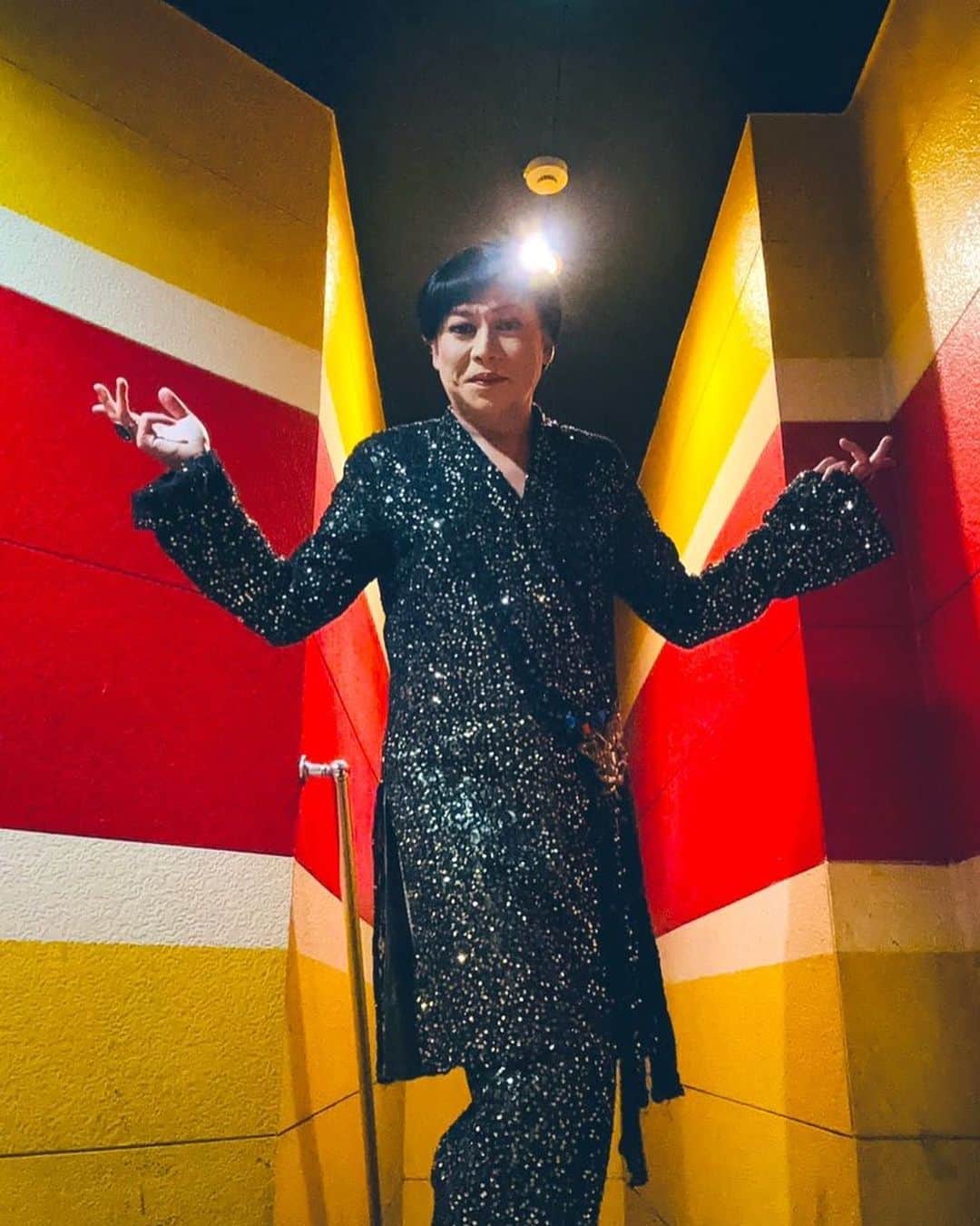 美川憲二さんのインスタグラム写真 美川憲二instagram 「昨夜の、ステージ無事終了よ〜😙🎵🎵 青森県は、むつ市にあります マンモス