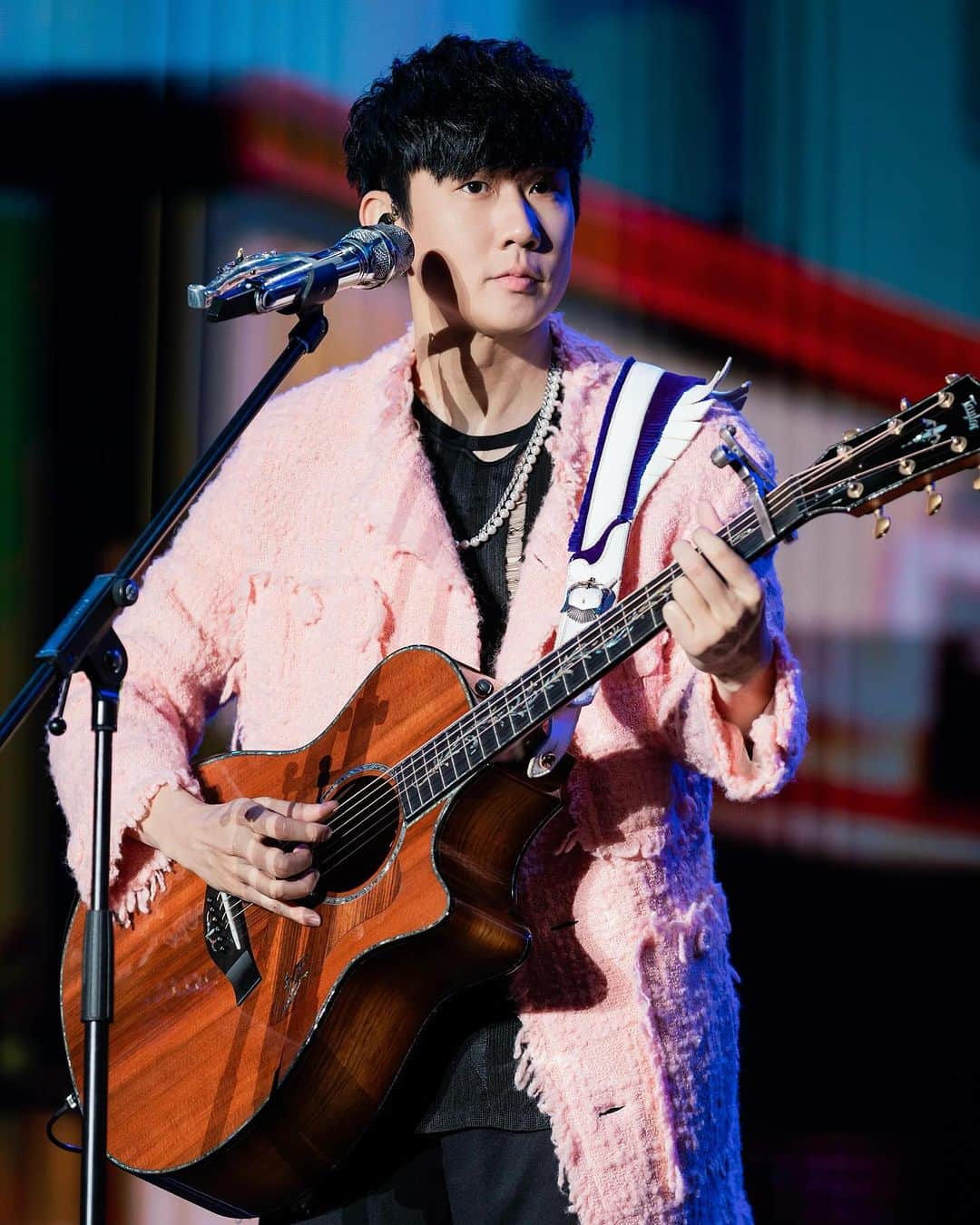 林俊傑さんのインスタグラム写真 - (林俊傑Instagram)「Part 1 JJ20南京站是世巡迄今最冷的戶外場，但台下台上散發出的愛讓 ...