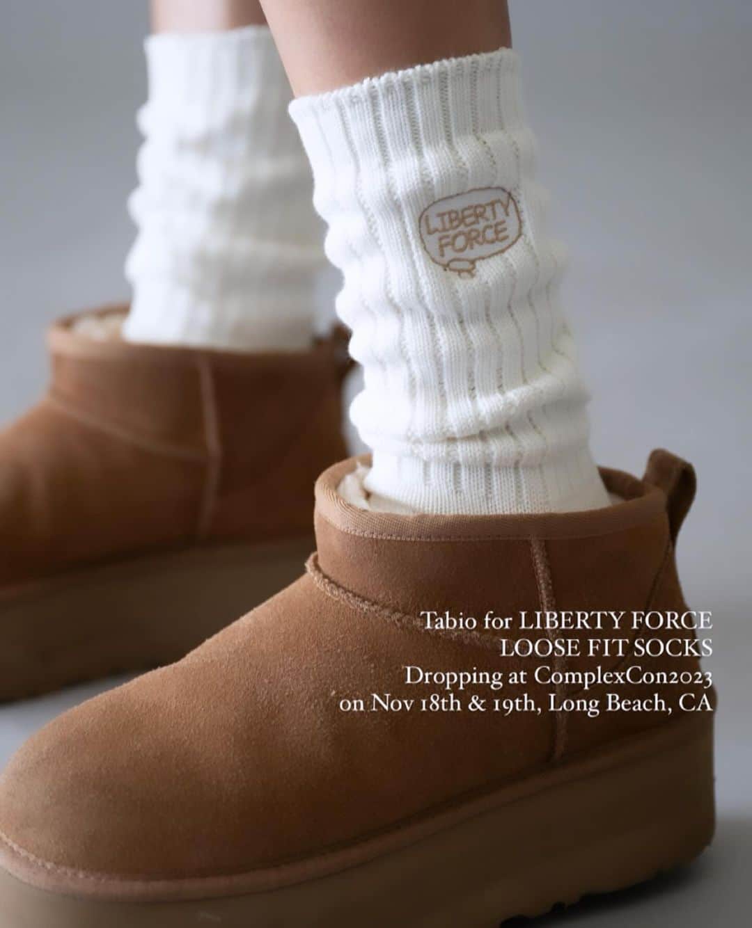 照屋 健太郎さんのインスタグラム写真 - (照屋 健太郎Instagram)「Tabio for LIBERTY FORCE Loose ...