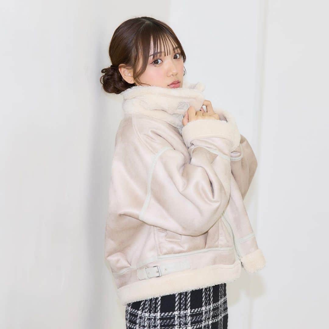 INGNI STOREさんのインスタグラム写真 - (INGNI STOREInstagram)「【 outer collection 】 ⁡ ⁡ ⁡ ⁡ フェミニンコーデにおすすめの 新作 ...