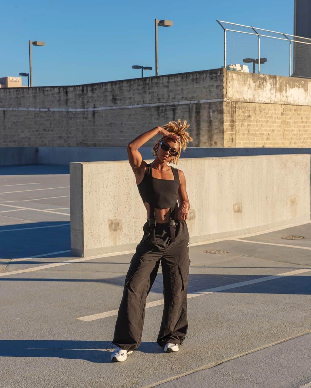 Shania COLLINSさんのインスタグラム写真 - (Shania COLLINSInstagram)「Looking forward ...