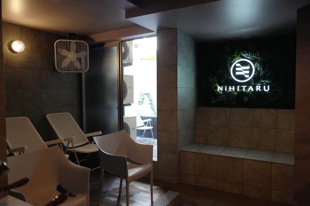 真奈さんのインスタグラム写真 - (真奈Instagram)「昨日はやなパイと @sauna_nihitaru さんへ🧖 女性が造った男性専用のサウナ施設🧖‍♀️(レディースデーもあるよ ...