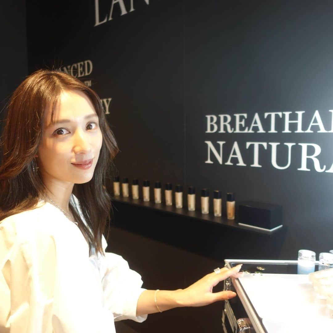 広瀬未花さんのインスタグラム写真 - (広瀬未花Instagram)「@lancomeofficial 今夜の新商品発表会では、 〝タンイドル ウルトラ ウェア リキッド N 〟もタッチアップ ...